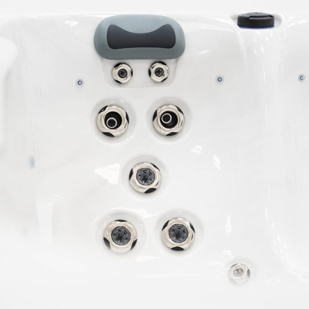 Luna Electric Hot Tub | 3 Person - Baltic Hot Tubs